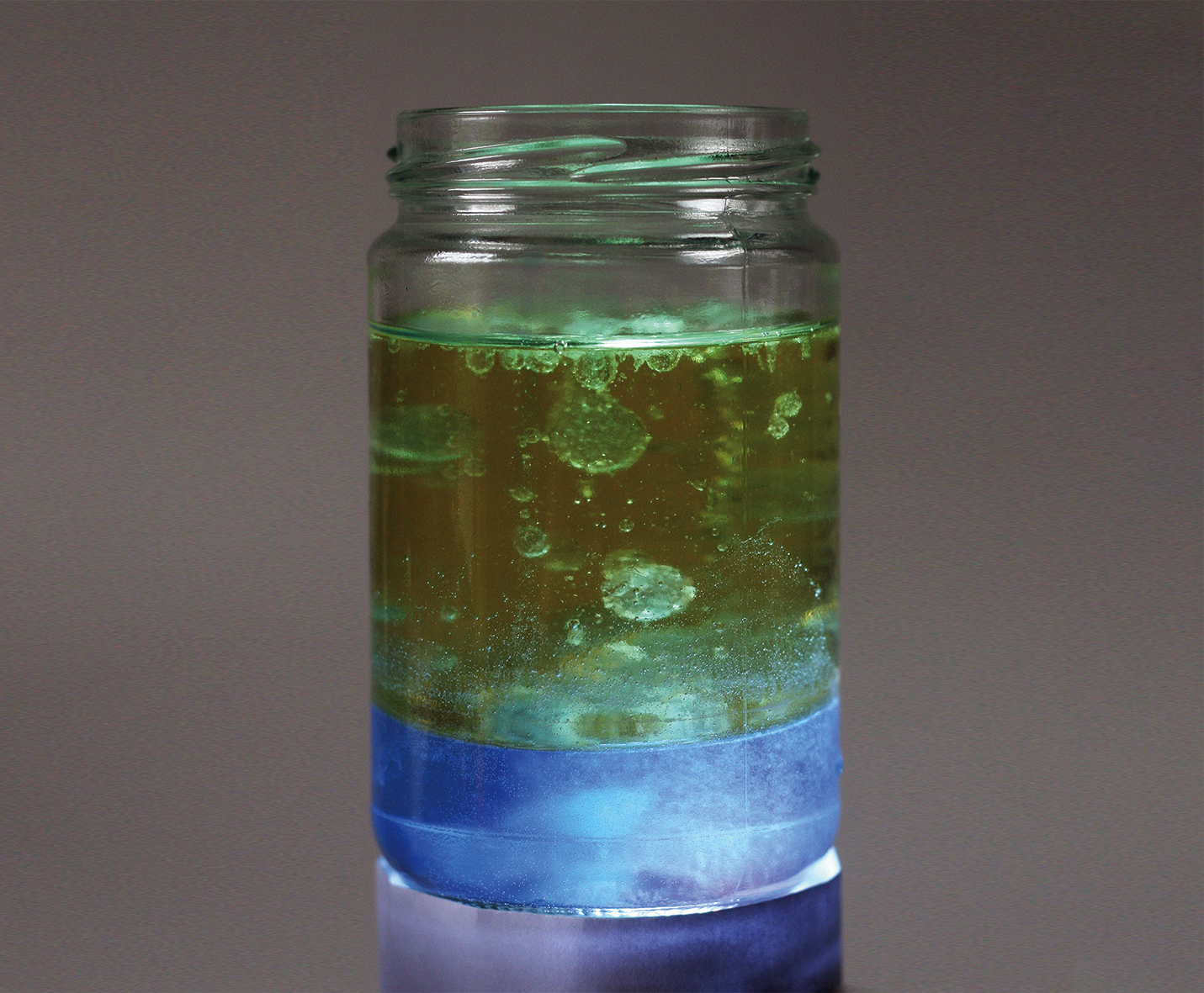 Make a lava lamp - AQUILA Blog
